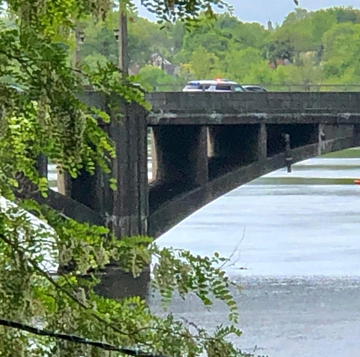 UPDATE: 17-Year-Old Boy Found Floating in Passaic River in Elmwood Park | rlsmedia.com