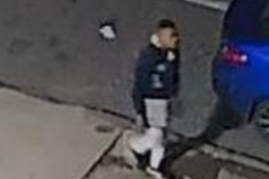 Authorities Seek Help Identifying Newark Robbery Suspects Authorities Seek Help Identifying Newark Robbery Suspects