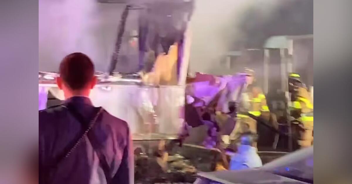 Mobile Home Explodes in Southampton