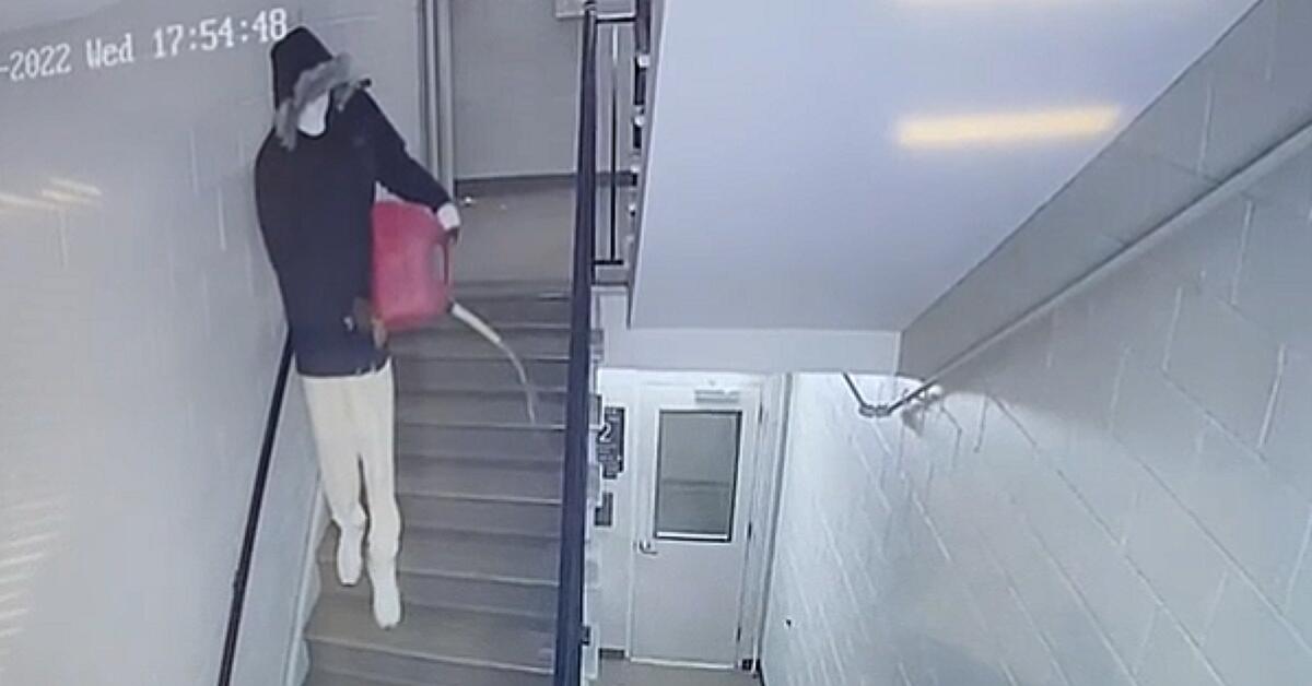 VIDEO: Man Prepares to Torch Newark Central Ward Apartment Building by ...