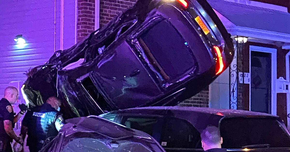 Three Injured in Multi-Vehicle Crash in Elizabeth