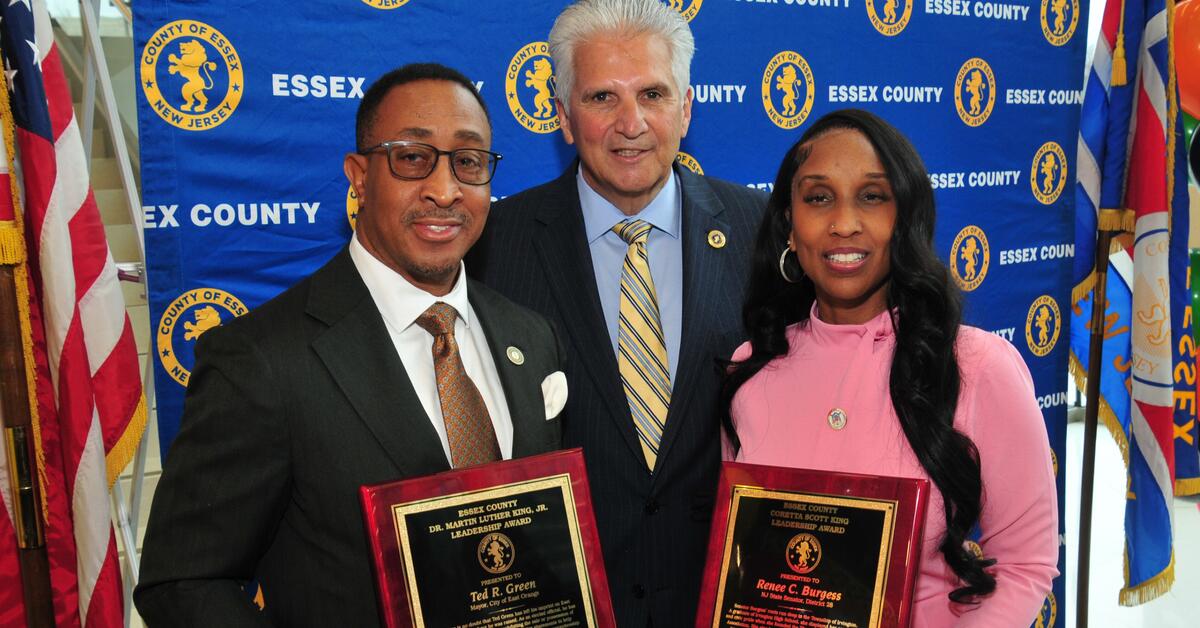 NJ Senator, East Orange Mayor Receive Dr. Martin Luther King, Jr ...