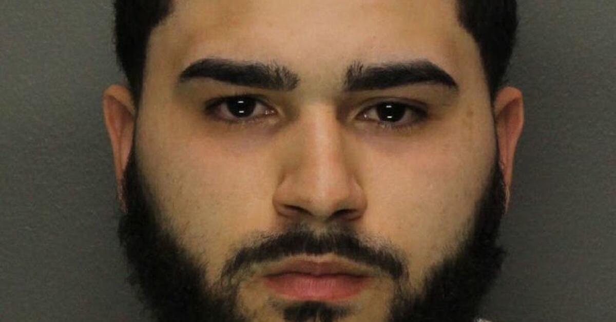 Newark Man Arrested On Weapon Charges