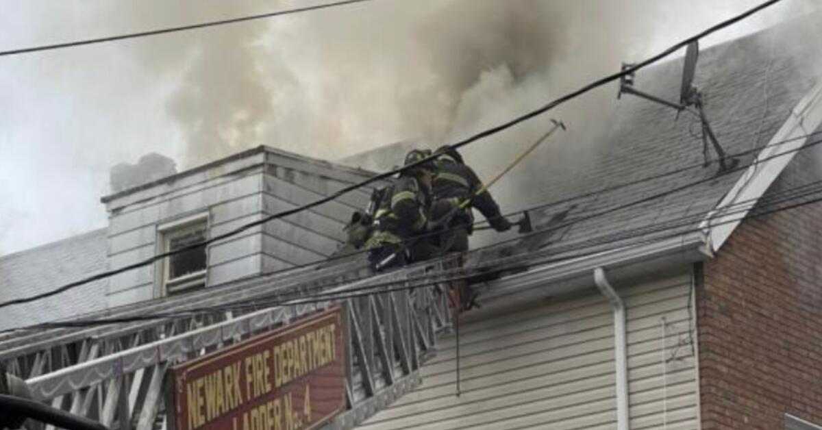20 Residents Displaced, Firefighter Injured in Newark East Ward Fire