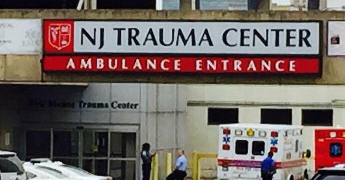 Woman, 5-Year-Old Child Injured in Newark Pedestrian Crash