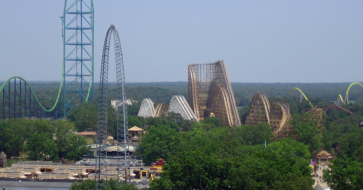 Structure Fire Ignites Brush at Six Flags Great Adventures in Jackson