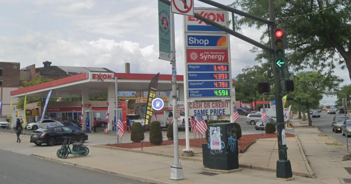 Robbery at Newark Gas Station Under Investigation