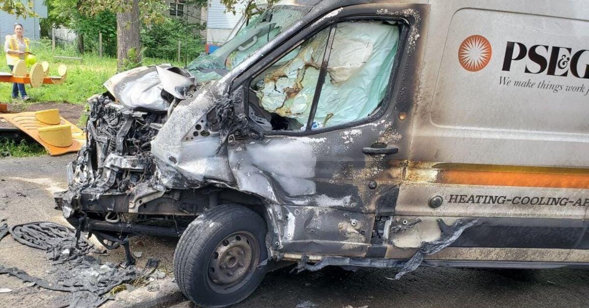 PSE&G Workers Injured After Stolen Vehicle Strikes Van in Newark