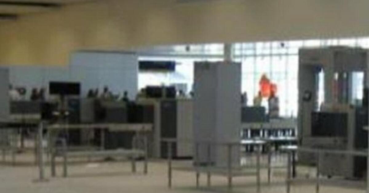 Former Customs Agents at Newark Airport Acquitted in Hazing Case