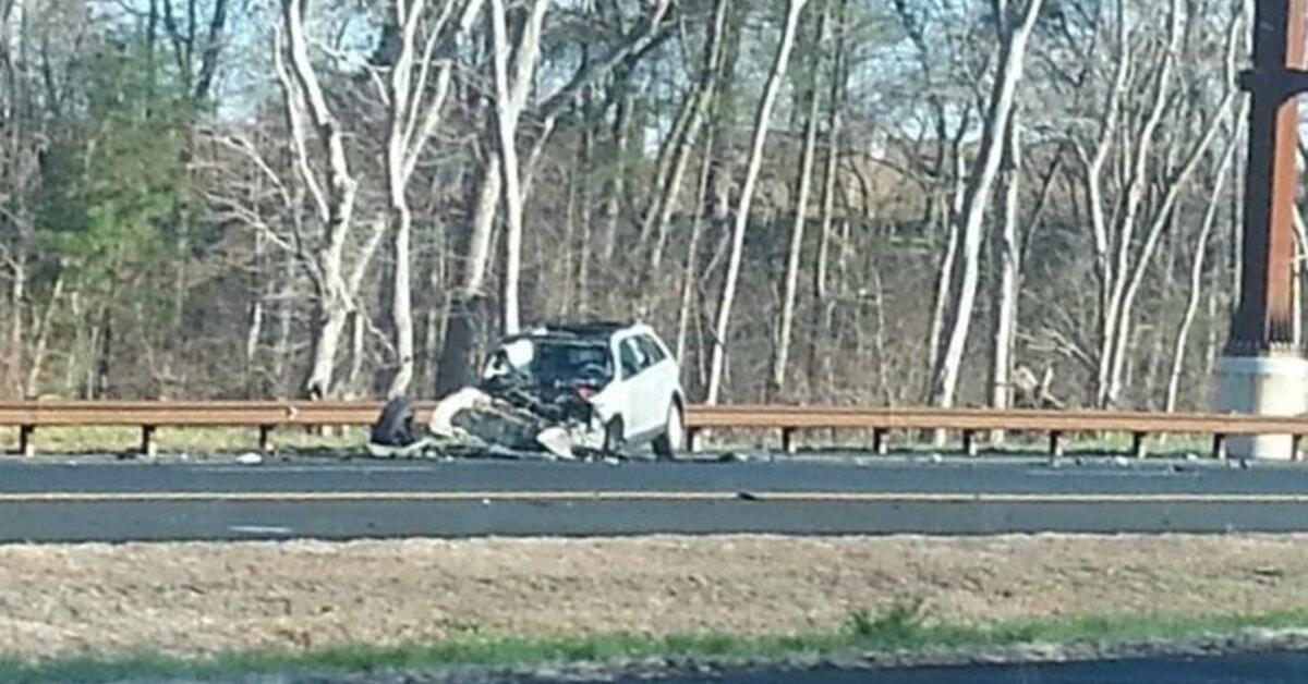Authorities Investigate Fatal Parkway Crash in Brick Authorities Investigate Fatal Parkway Crash in Brick