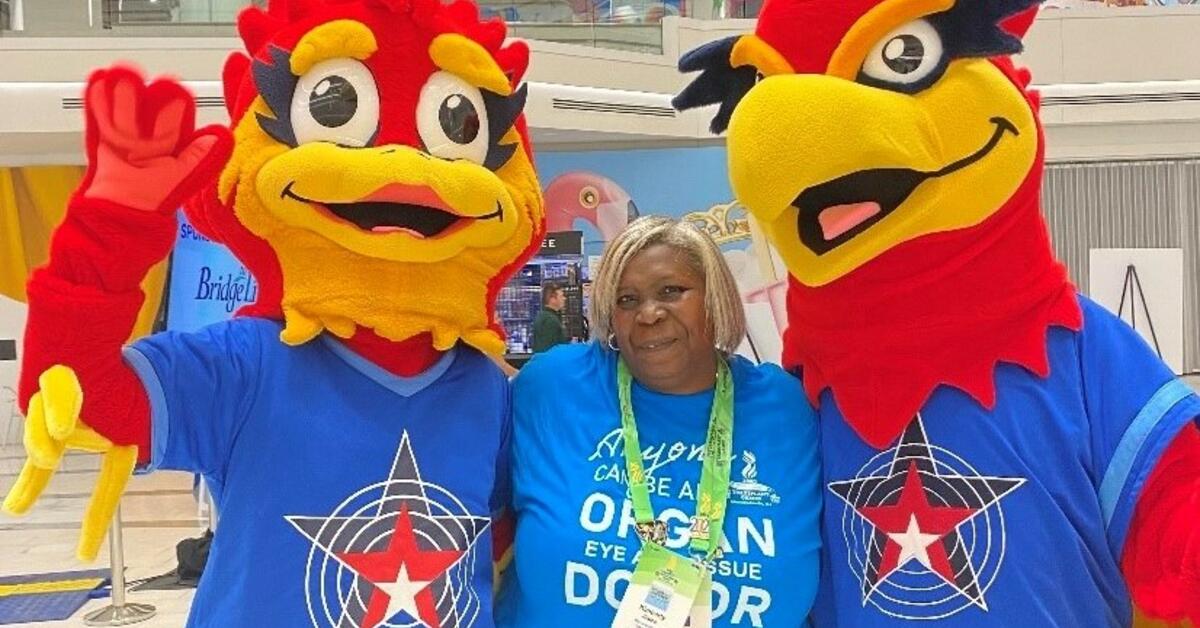 Maplewood Resident Advocates for Organ, Tissue Donation During National ...