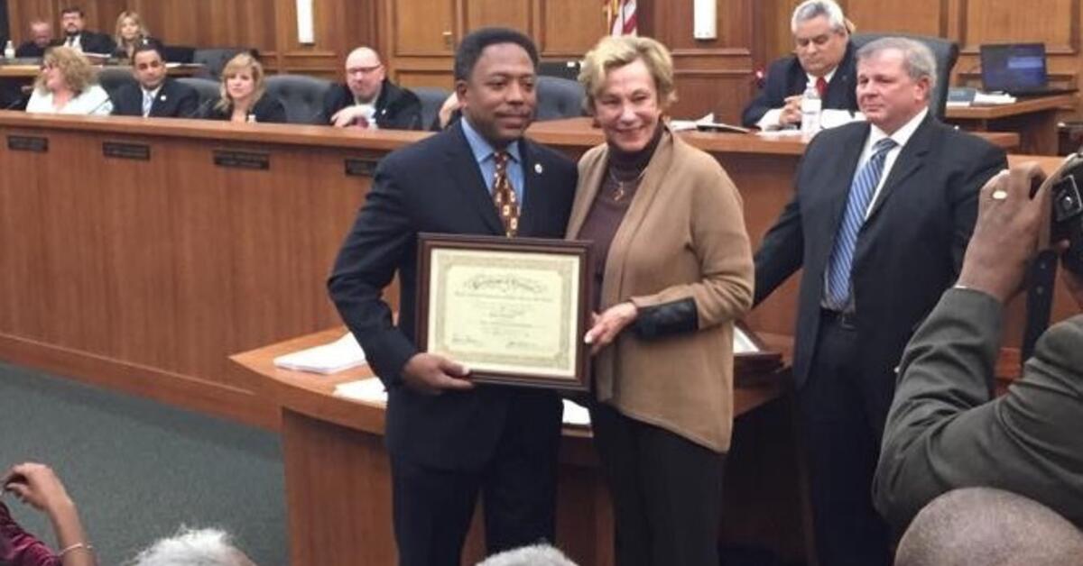 Derek Armstead Sworn in as Linden's First African American Mayor