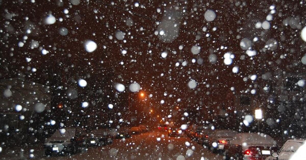 Heavy Snow Causes Messy Morning Commute, School Delays